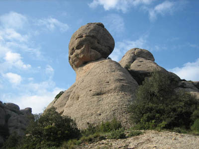 EL CAP DE MORT (UNA LLEGENDA DE MONTSERRAT) - SERRALLONGA